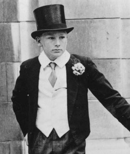 Some Images of Eton in Words and Pictures – Hear The Boat Sing