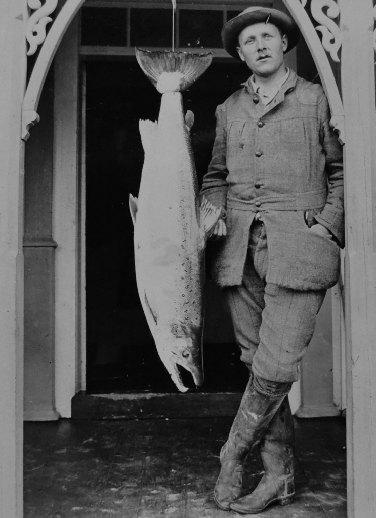 Part I – Peter Haig Thomas: The Unorthodox Orthodoxist – Hear The Boat Sing