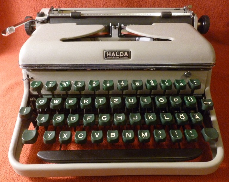 Vintage Typewriters: My Halda and I – Hear The Boat Sing