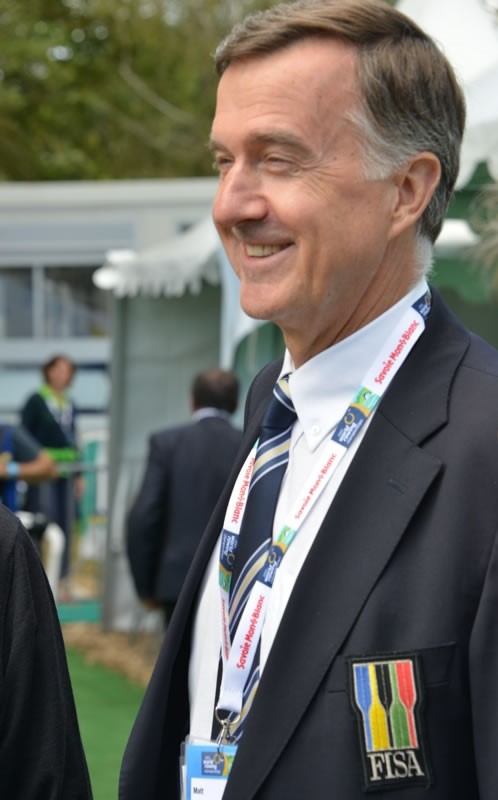 Exit the ‘Rowing Guy’ – Hear The Boat Sing